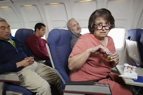 Las 5 Cosas Más Asquerosas Que Te Puedes Encontrar En Un Avión