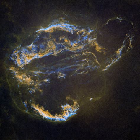 Cygnus Loop Narrowband Starless Rastrophotography