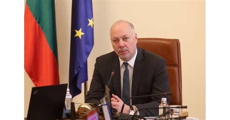 Росен Желязков ще участва в Срещата на върха по въпросите на Ai в Париж