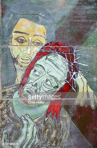 Jesus His Croos Helped By Simon Photo Getty Images