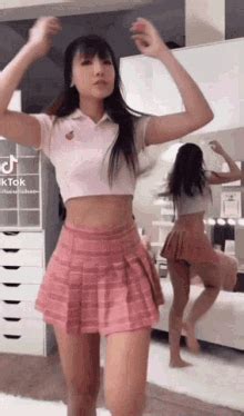  De Salto Underboob
