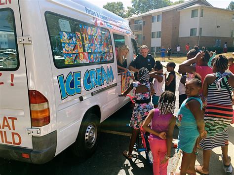 Ice Cream Truck Rental And Catering In Cleveland Oh Chriss Ice Cream