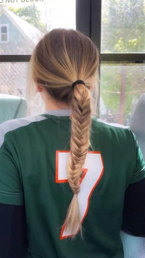 45 Football Game Hairstyles Easy Stylish Looks For High School