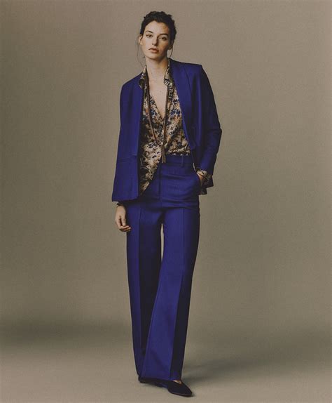 Elegant And Casual Jackets For Women Momonì