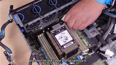 Thinkedge Se455 V3 Removing A Cable Wall With Heat Sink Detection