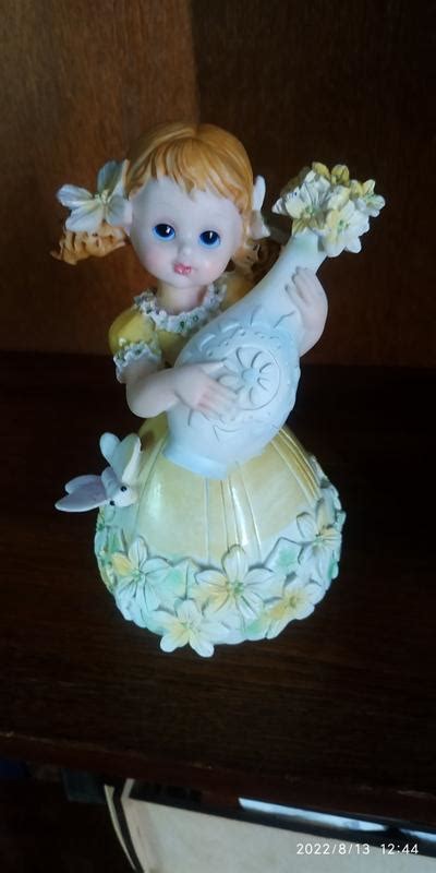 Статуетка скарбничка для дівчинки — ціна 150 грн у каталозі Статуетки