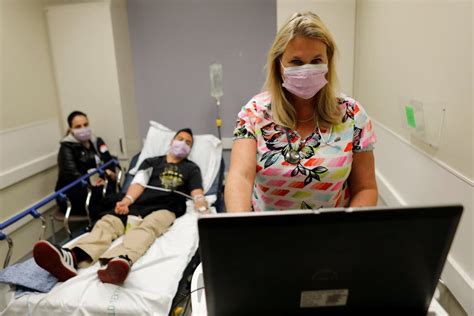 This Flu Season Is The Worst In Nearly A Decade The New York Times
