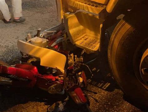 Lelaki Maut Digilis Lori Kosmo Digital