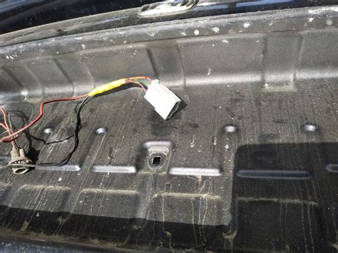 Задние обшивки с пищалками — Ford Focus Sedan II, 1,6 л, 2008 года ...