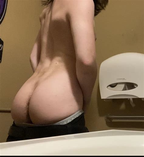 19 Y O Boy Ass Counts Right Scrolller