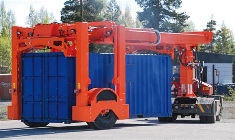 Container Mover Movella Oy