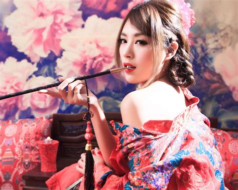 Wallpaper Japanese Girl Smoking 2560x1600 Picture Image