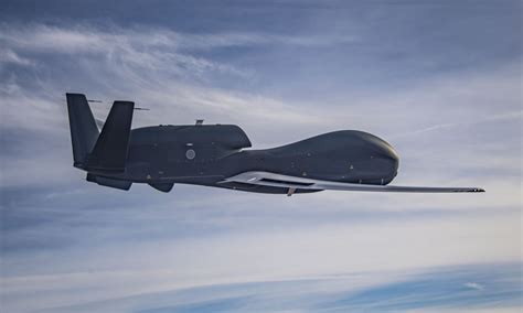 Le Drone Stratégique Rq 4b Global Hawk De Larmée De Lair Américaine A