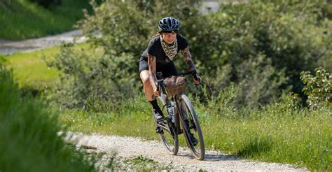 How To Get Started Riding Gravel Gravel Biking Tips Liv Cycling Us
