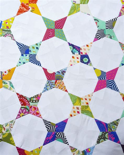 Orbit Quilt A Free Epp Quilt Pattern Paper Pieced Quilt Patterns Quilt Patterns Paper