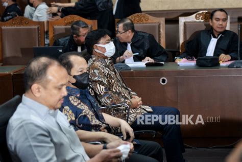 Yohan Suryanto Satu Satunya Terdakwa Dari Kalangan Akademisi Dalam Korupsi Bts 4g Bakti