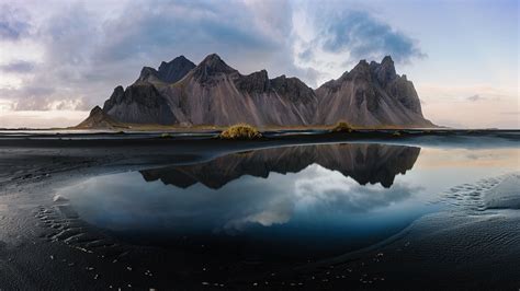 Iceland Vestrahorn Landscape Wallpaper Vestrahorn Reflection