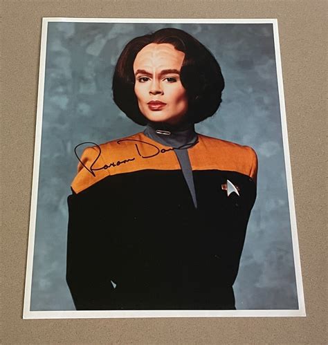 Star Trek Voyager Roxann Dawson Belanna Torres Signed Colour Photo