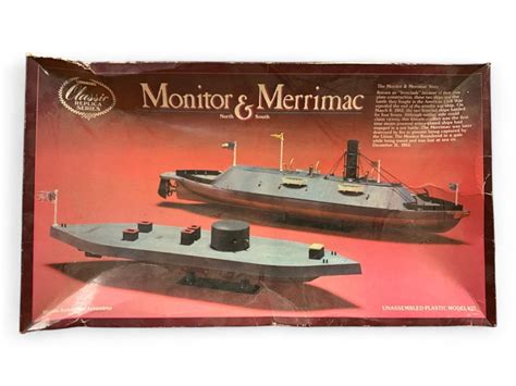 Lot “monitor And Merrimac” Model Kit By Lindberg No 718