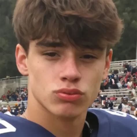 Chat With Andrew Text Or Voice Enjoy Ai Chat Free And Safe