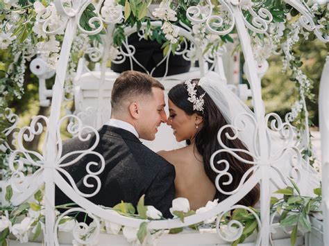 Dream Weddings Magazine