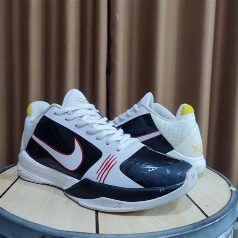 Nike Kobe Proto Fesyen Pria Sepatu Sneakers Di Carousell