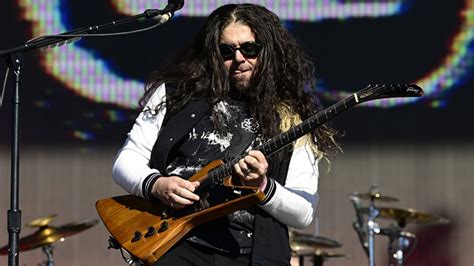 Show Me Show Me Show Me Coheed And Cambrias Claudio Sanchez Covering