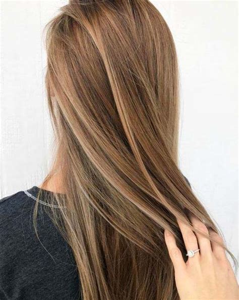 20 Rambut Pirang Coklat Muda