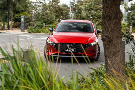 2025 Mazda 3 G25 Evolve Sp Review Carexpert