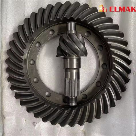 China Manufacturing Differential Gears Tractor Truck Rear Axle Differential Crown And Pinion