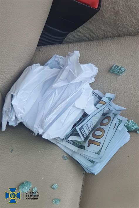 Попався голубчик Взяли на гарячому тепер сяде на довго За 3000 доларів ось цей “активіст