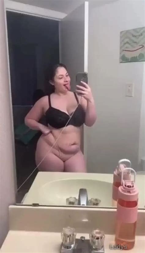 Omaha Escorts Female Escorts In Omaha Ads For Call Girls In Nebraska