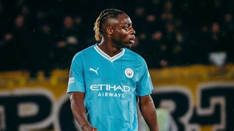 Savinho Ficha Por El City Sin Cerrar La Puerta Del Girona