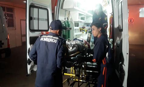 Dupla Em Motocicleta Invade Casa E Atira Contra Tio E Sobrinho No