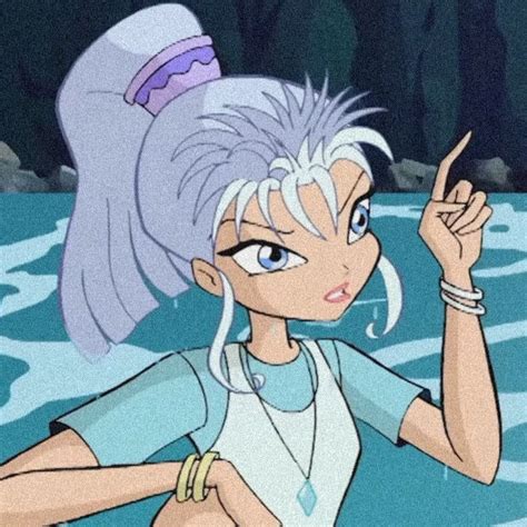 Pin By Lei On Drawing And Paint Artsy Winx Club Drawing And Painting