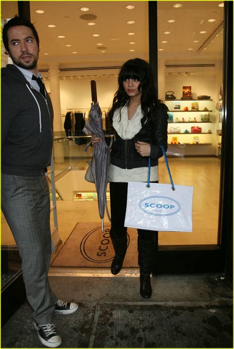 Photo Vanessa Hudgens Bangs 09 Photo 1006041 Just Jared