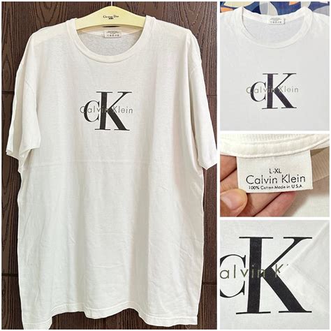 Locker เปิดประมูลที่ 1️⃣0️⃣0️⃣ บิทขั้นต่ำ 2️⃣0️⃣ Calvin Klein 90s อก