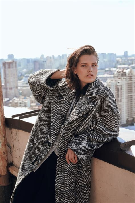 ᐉ Колекція дизайнерського одягу Fw 2022 2023 Dolcedonna в Києві Купити