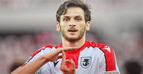 ხვიჩა კვარაცხელია 2023 წლის საუკეთესო ქართველი ფეხბურთელი გახდა ტაბულა