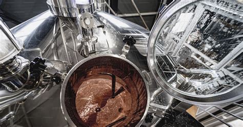 Privat 양조장의 수제 맥주 양조 장비 사진 Unsplash의 창고 이미지