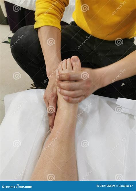 Chinese Feet Massage Therapy Stock Image Image Of Feet Massage