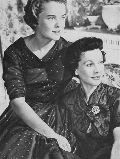 Vivien Leigh And Her Daughter Suzanne Suzanne Farrington Margaret