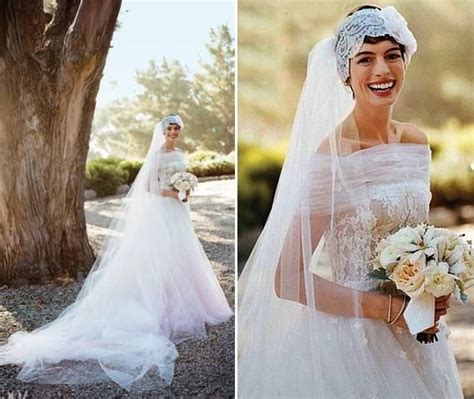 Anne Hathaway Valentino Wedding Dress