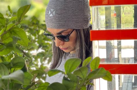 تیپ گنگ و خفن الهام پاوه‌نژاد در باغ کتاب تهران