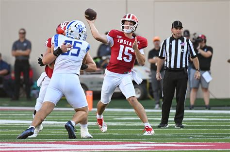 NCAA Football Predictions: Week 5 Opening Line Report and Picks