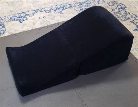 Liberator Flip Ramp Positioning Furniture W Vinyl Slip Cover 37 X 19 X