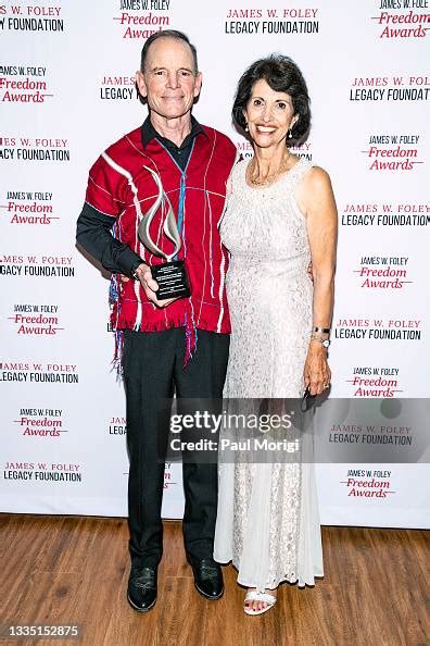 Humanitarian Awardee David Eubank And Diane Foley Mother Of The News Photo Getty Images