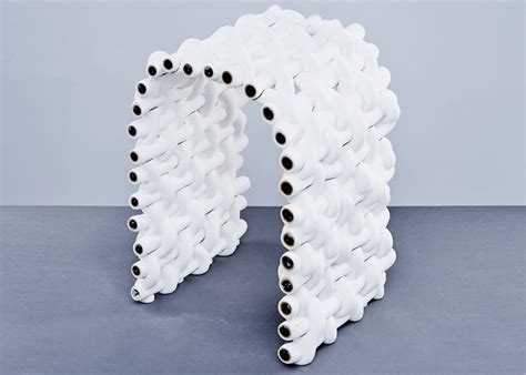 Electricity Used To Form Objects From Wire And Nylon Powder