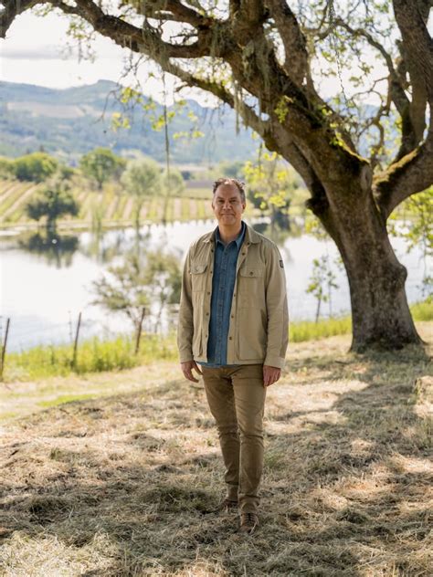 California Winemaking Is At A Dangerous Crossroads Heres How Vintners