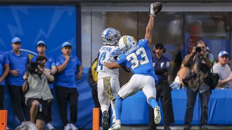 Deane Leonard Highlight Bats Away Goffs Would Be 33 Yard Td Pass At Last Moment